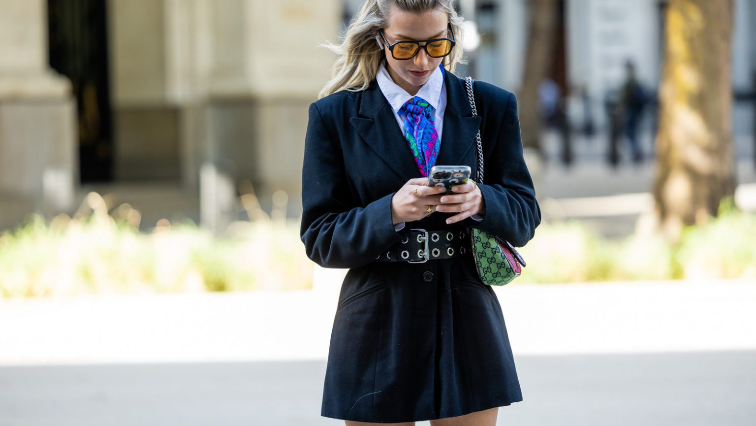 Dressed to Impress: A Guide to Women's Formal Dress Codes